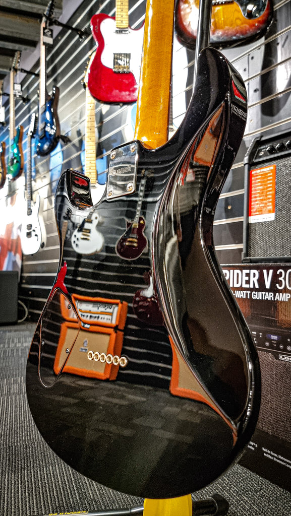 Yamaha Pacifica Model 611H Electric Guitar - Black – Sound Centre